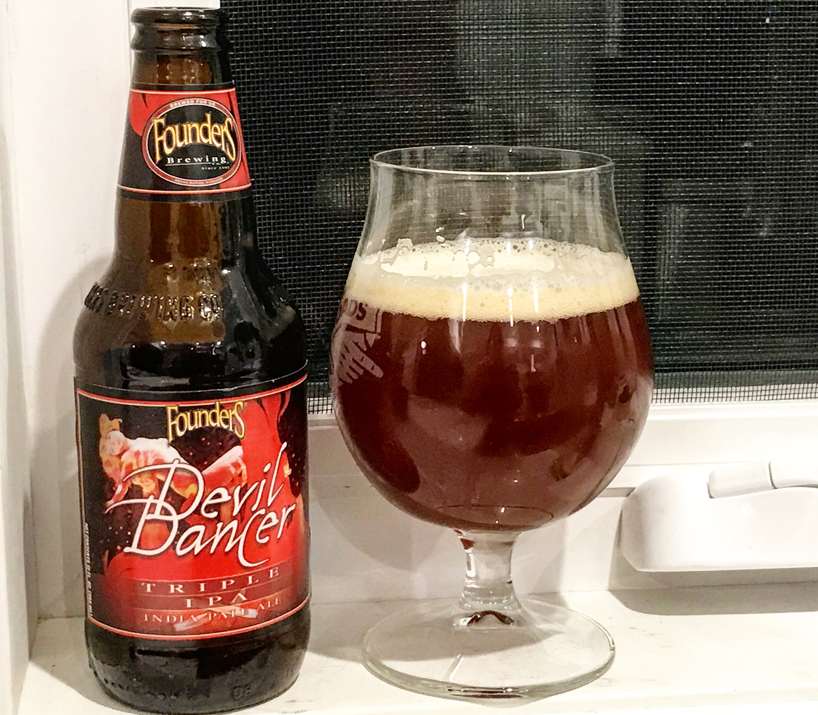 Founders Brewing Company: Devil Dancer (2016) | Beers on Windowsills